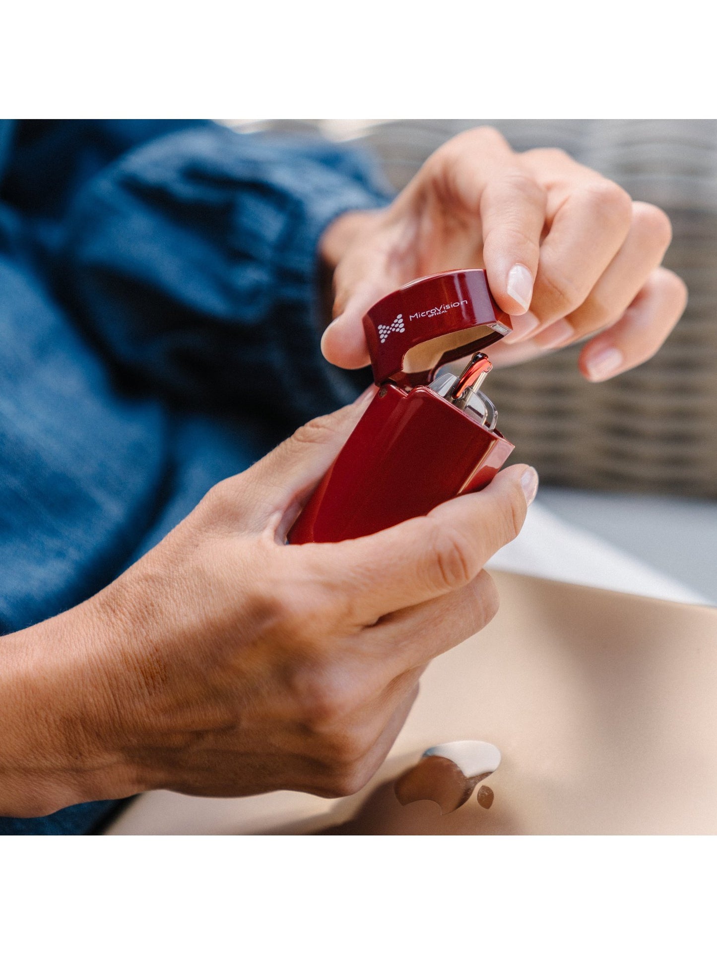 The Executive Reader – Microvision optical